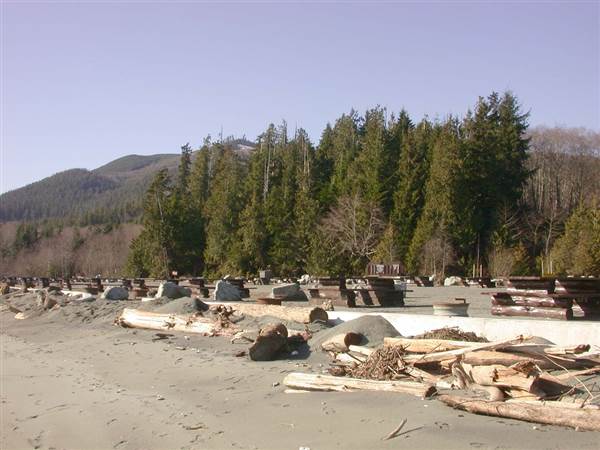 Toquart Bay Free Camping Clipart