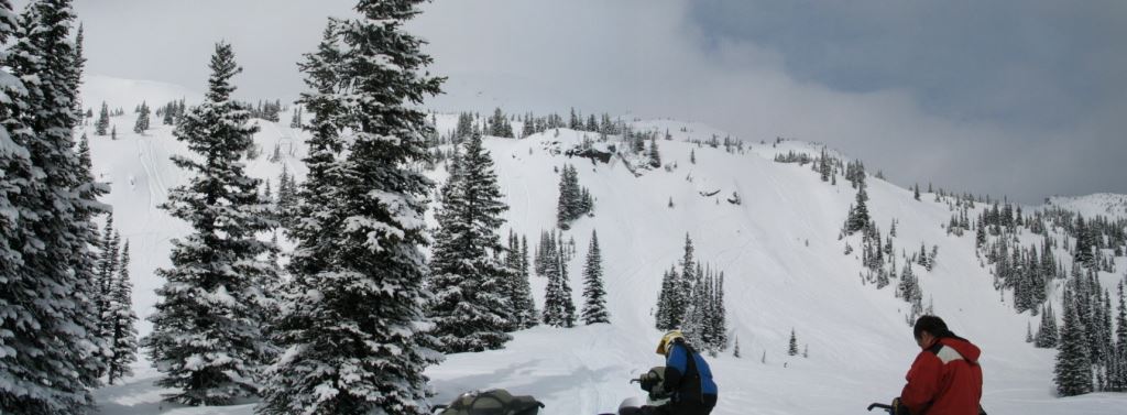 Locations Hub - Raft Mountain Snowmobiling & Chalet