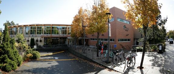 Locations Hub - Oak Bay Recreation Centre