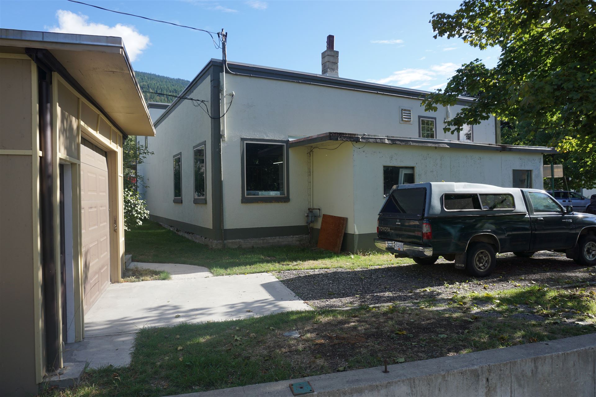 Locations Hub - Begbie Glass Company Ltd