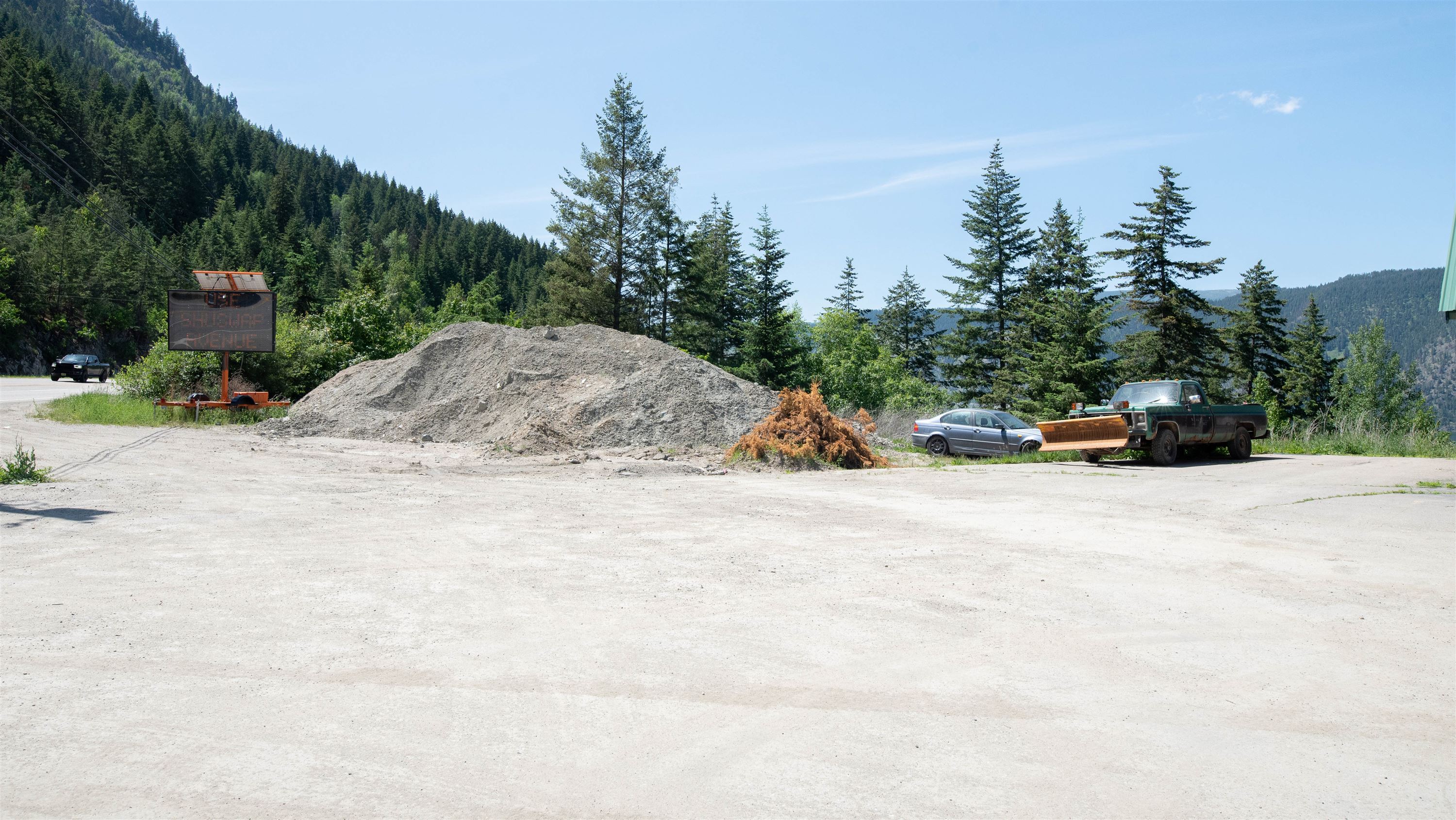 Locations Hub - Fetch Panda & Centex Gas Station & Jade Mountain Motel ...