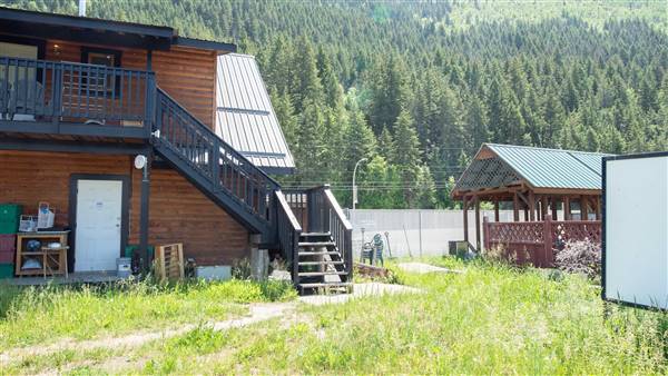 Locations Hub - Fetch Panda & Centex Gas Station & Jade Mountain Motel ...