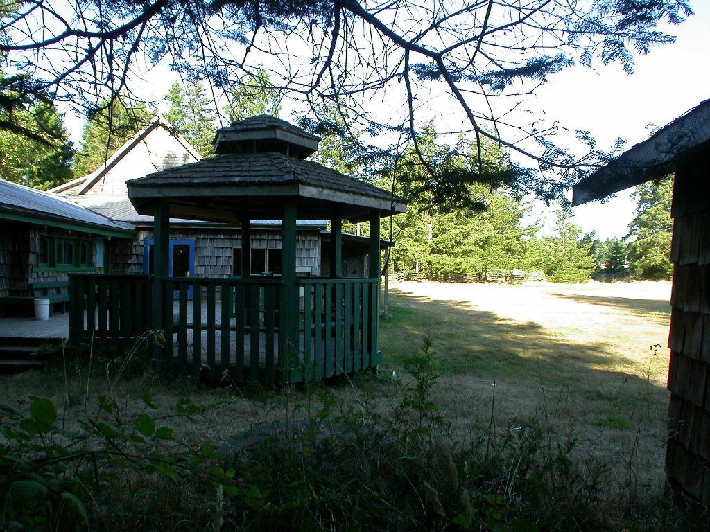Locations Hub - Denman Island Community Hall