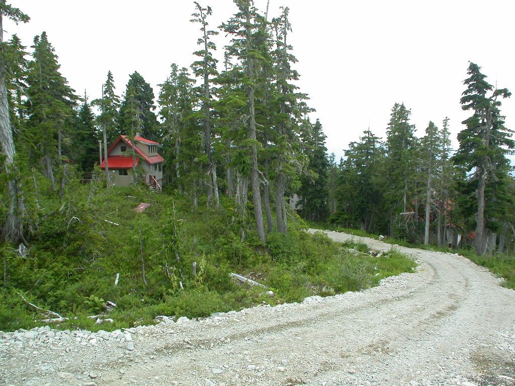 Locations Hub - Mount Cain Ski Village