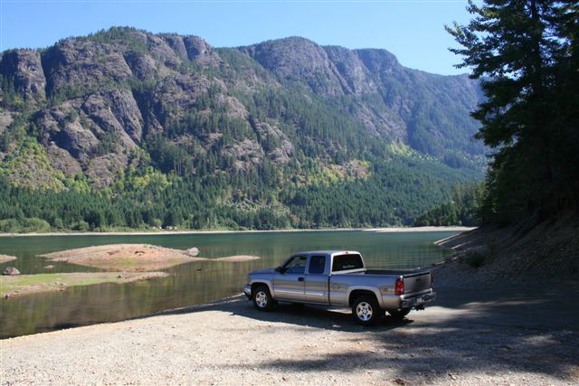 Locations Hub - *Buttle Lake Campground Beach (Strathcona Provincial Park)