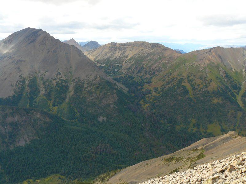 Locations Hub - Molybdenite Ridge - Lake, Mountains & Road - Helicopter ...