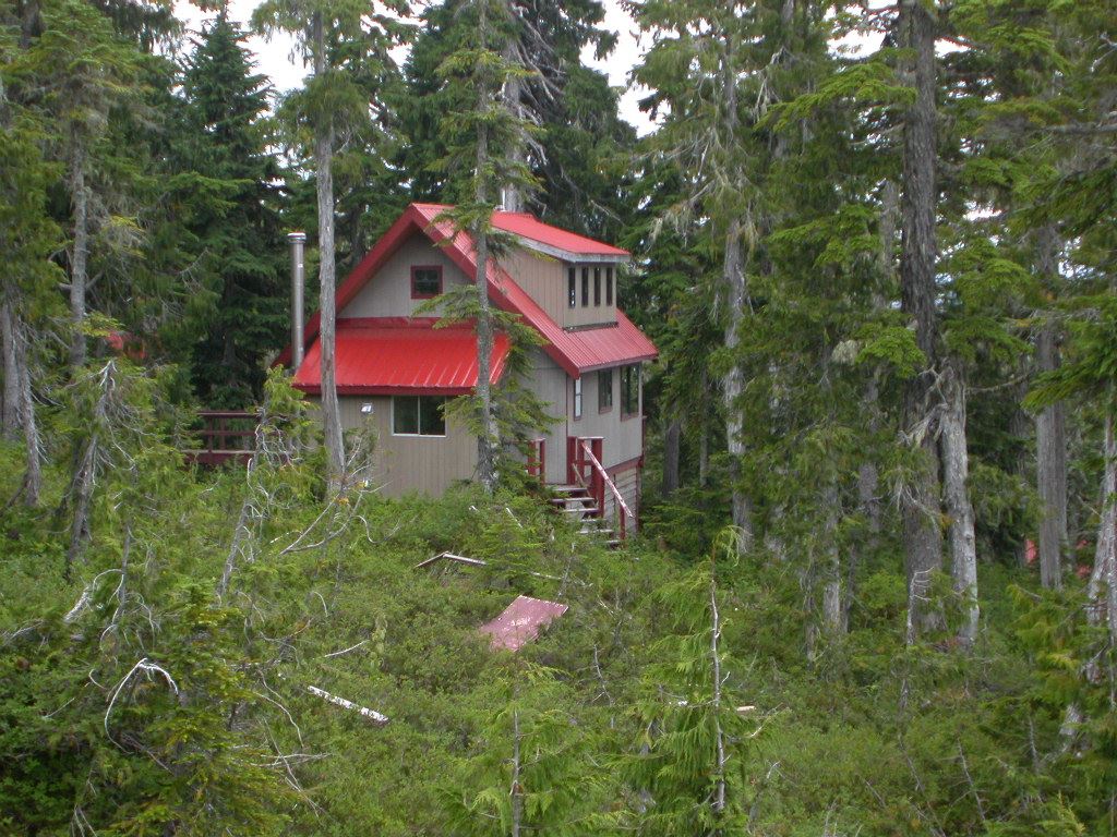 Locations Hub - Mount Cain Ski Village