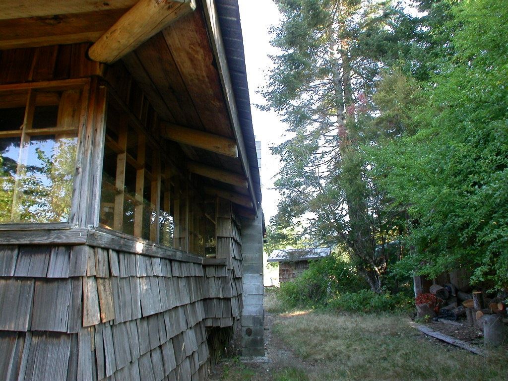 Locations Hub - Denman Island Community Hall