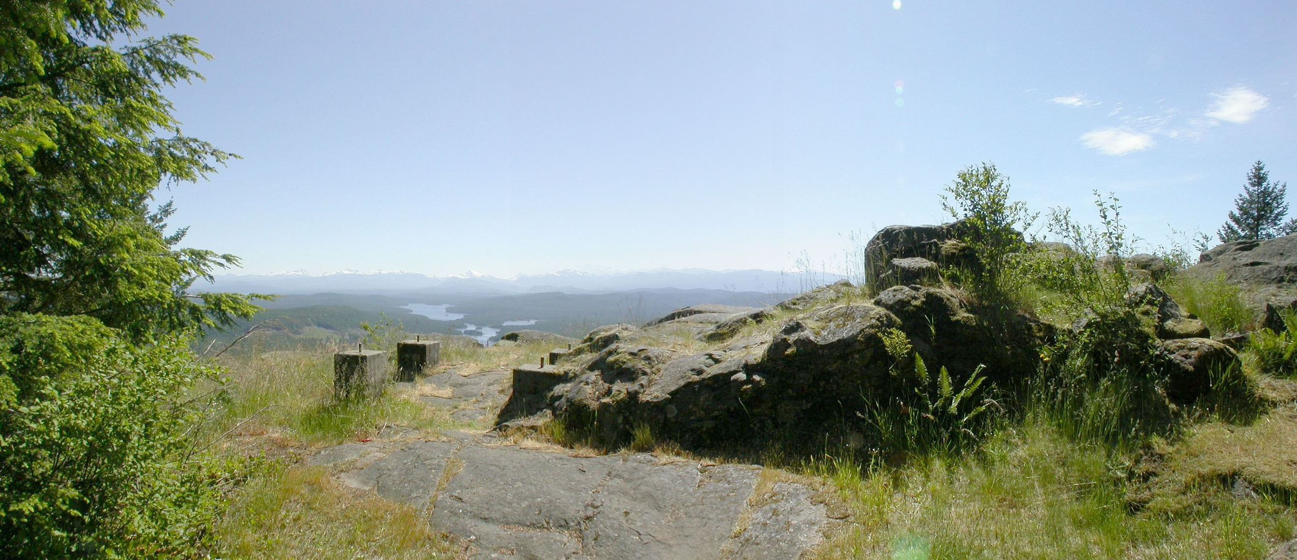 Locations Hub - Menzies Mountain Lookout