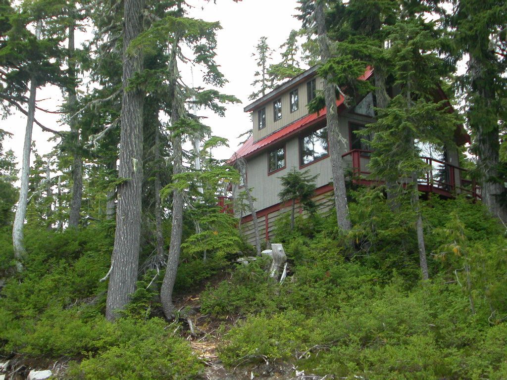 Locations Hub - Mount Cain Ski Village