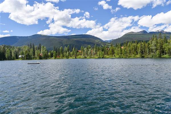 Locations Hub - Eleanor Lake Community Park