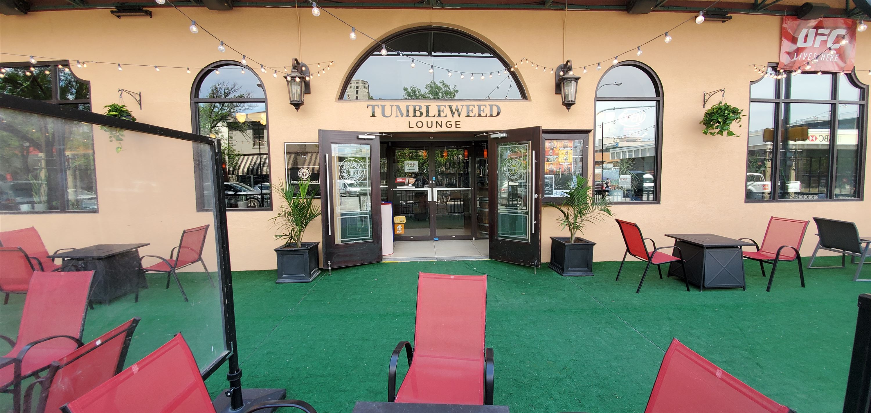 Locations Hub - The Plaza Hotel Tumbleweed Lounge