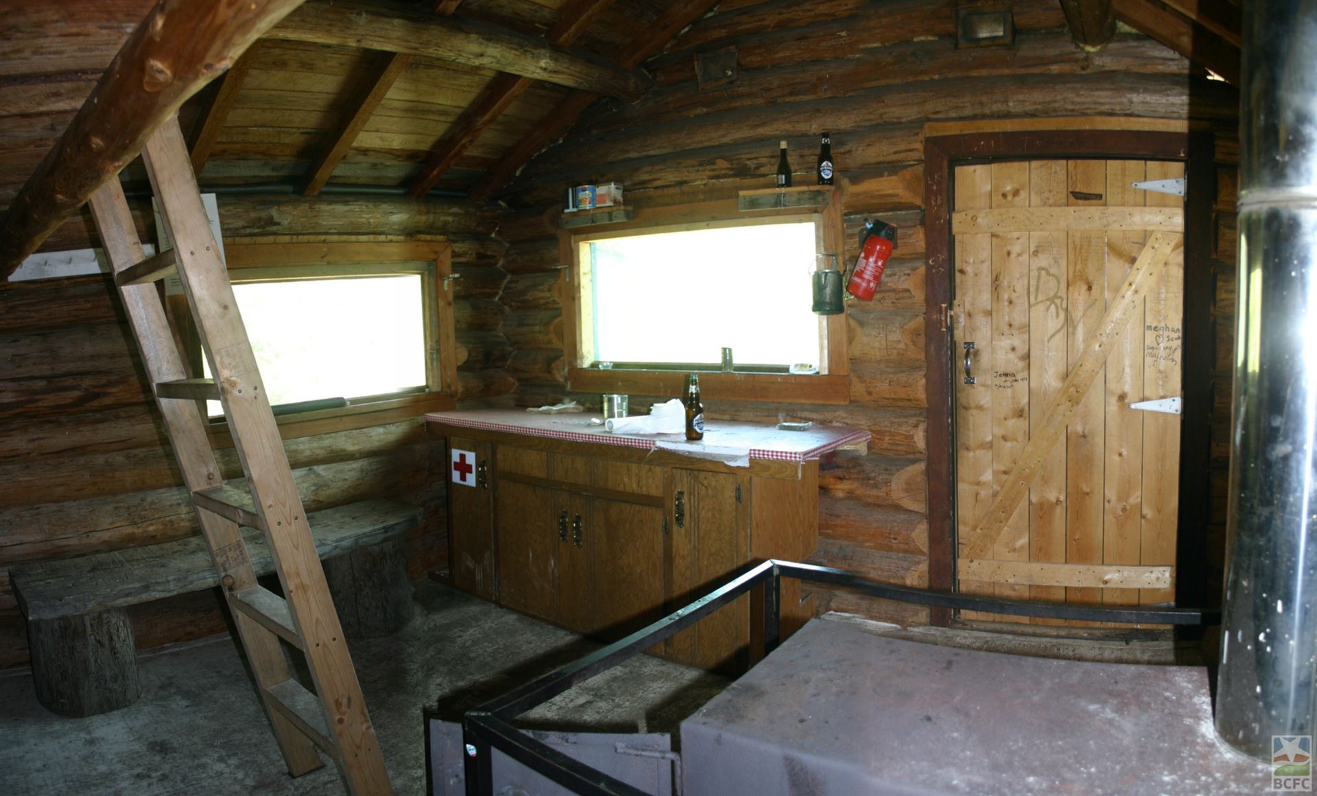 Locations Hub - Cec's Cabin Larch Hills