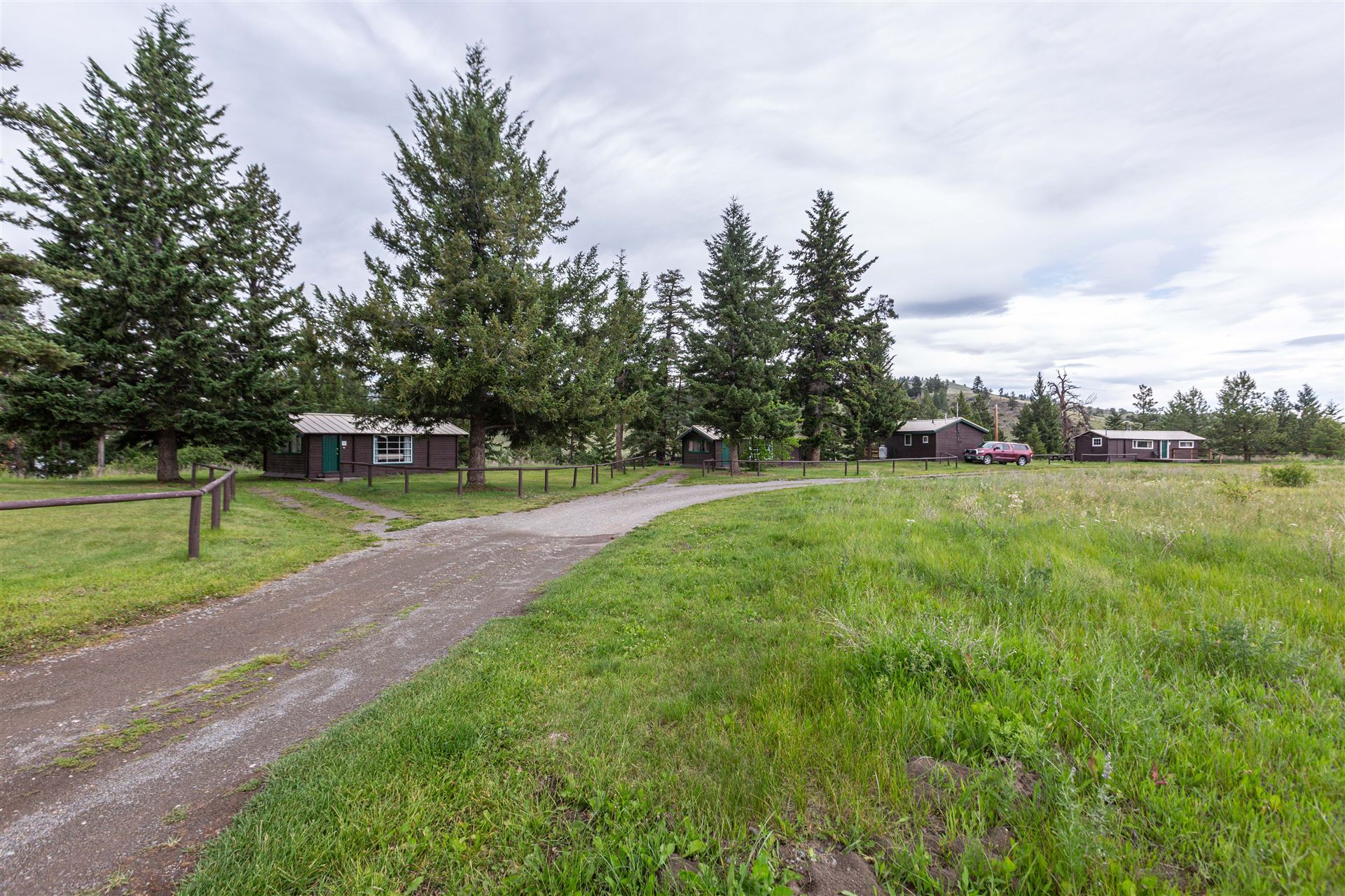 Locations Hub - Corbett Lake Lodge - Fishing Resort