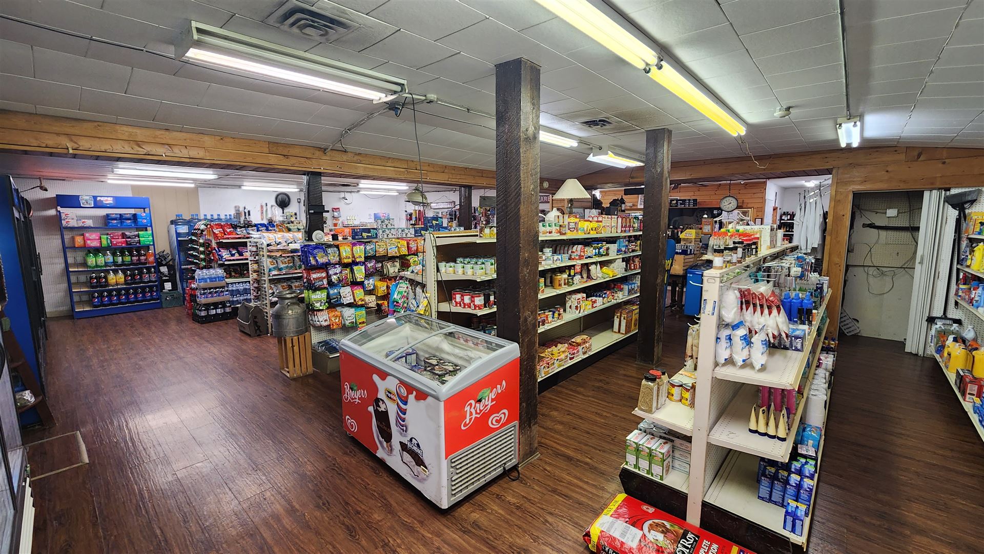 Locations Hub - Vavenby General Store