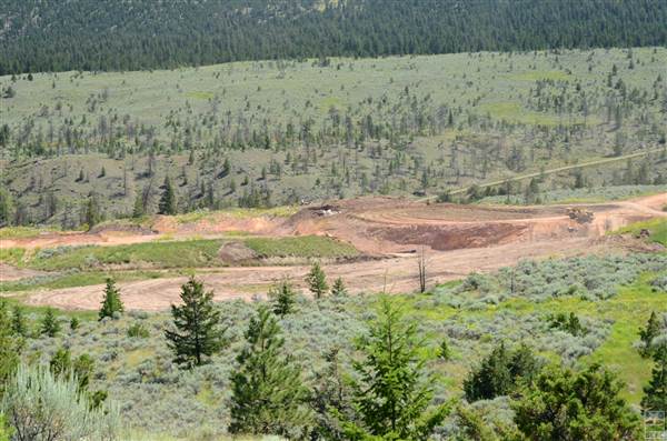 Locations Hub - Pacific Bentonite Mine - Red Rocks